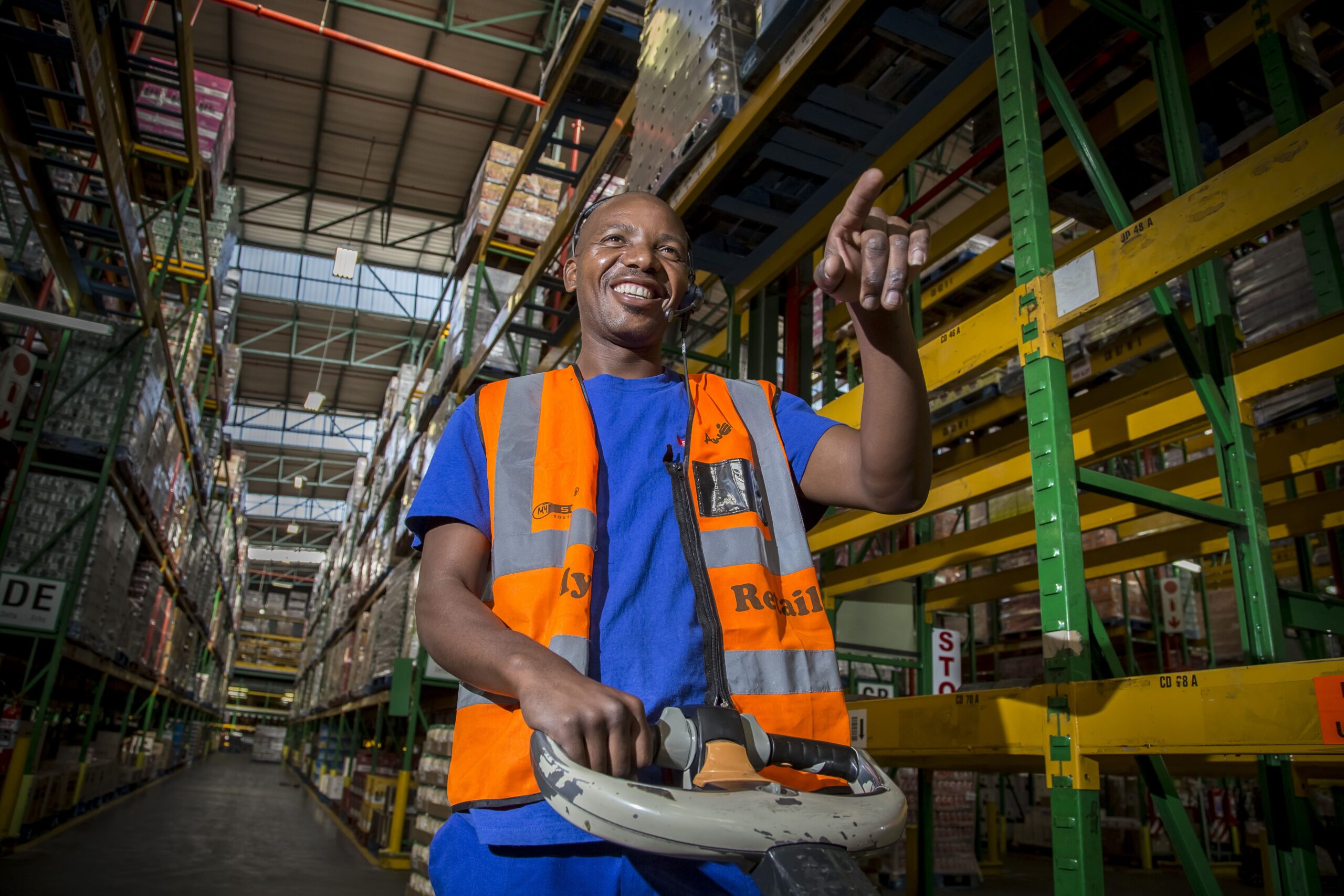 Quality Pickers, Packers & Material Handlers For Hire - BLU
